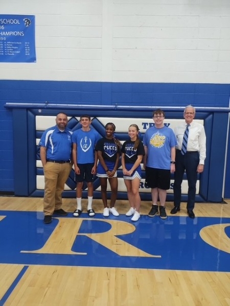 Troy Public Schools - Senator Moran Visits Troy High School